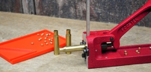 Forster Primer Seater