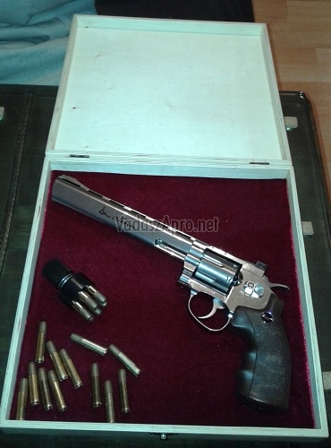 Légpisztoly Dan Wesson 8