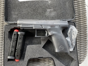 CZ P10 SC ( Újszerű ) B5 kat.