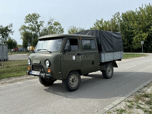 Uaz Új típusú duplakabinos